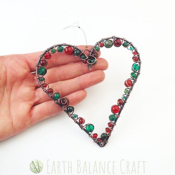 Hedgerow Berry Love Heart | Earth Balance Craft